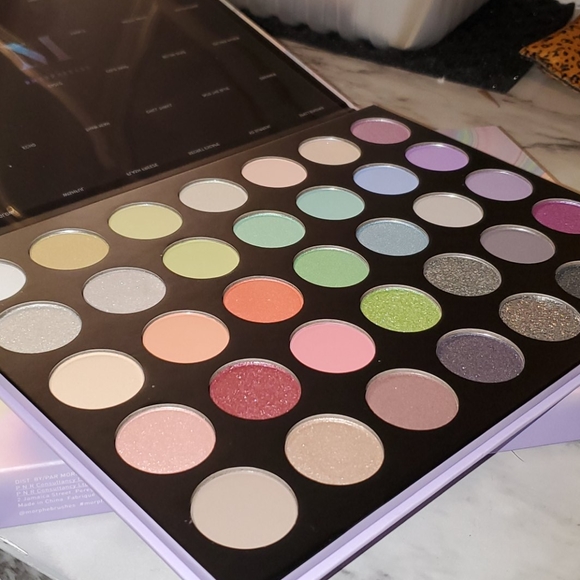 Morphe | Makeup | Morphe 35i Icy Fantasy Eyeshadow Palette | Poshmark